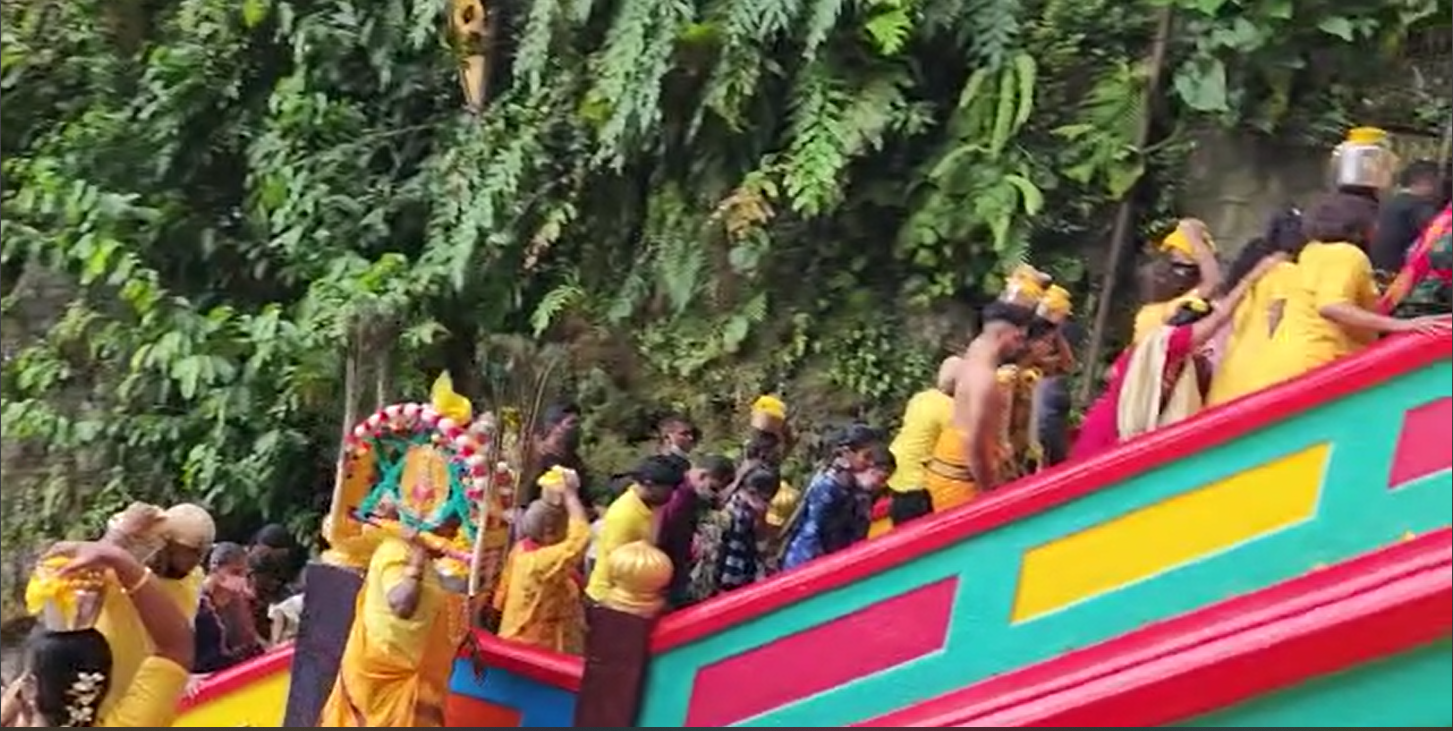 Once Again, The Colours, Sounds of Thaipusam in Batu Caves | Weekly-Echo