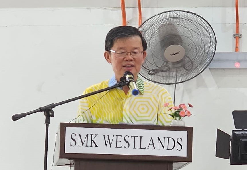 Penang CM Shows His Witticism At School Hall Opening | Weekly-Echo
