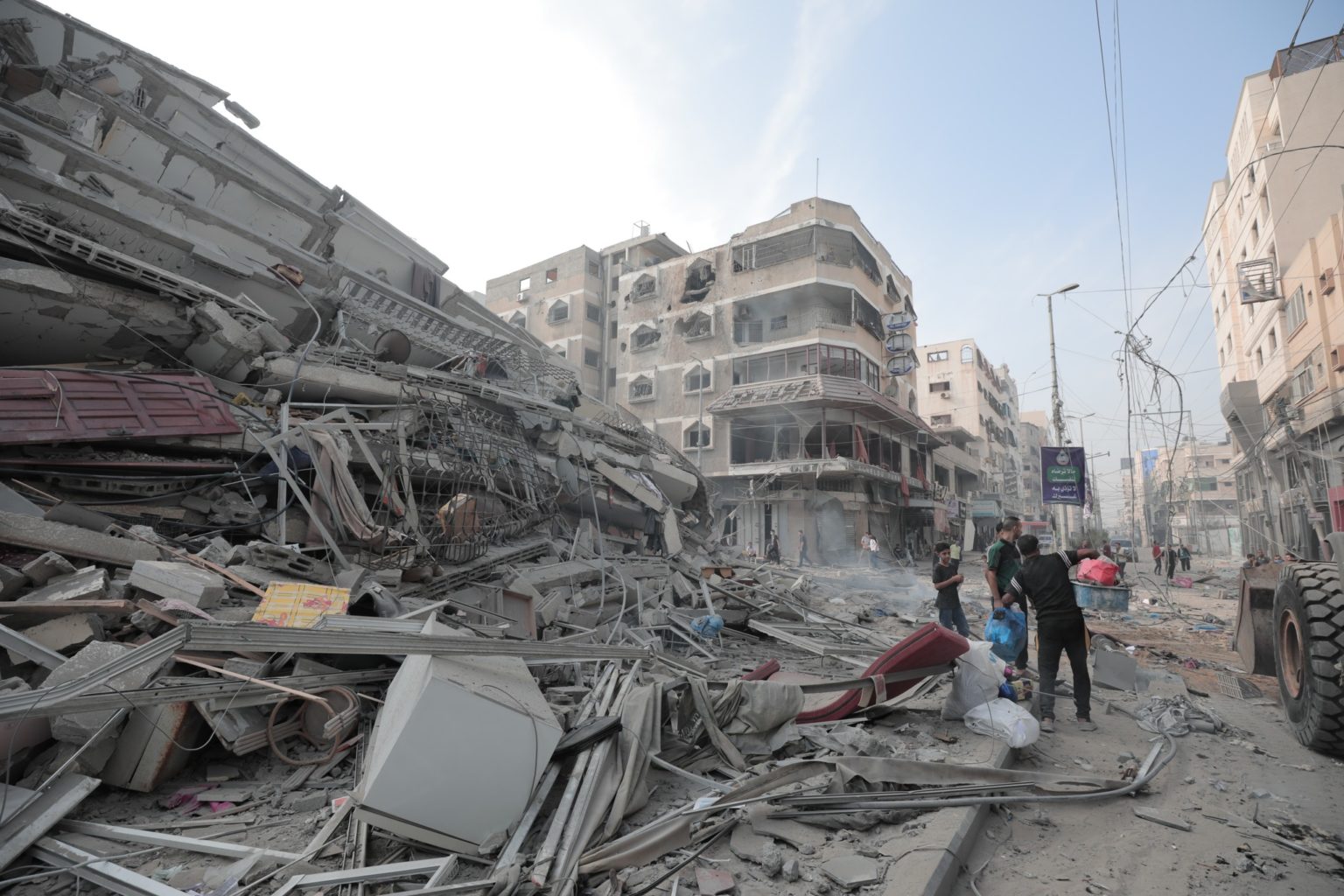 President Abbas, Hamas Commend Reconstruction Plan For Gaza | Weekly-Echo