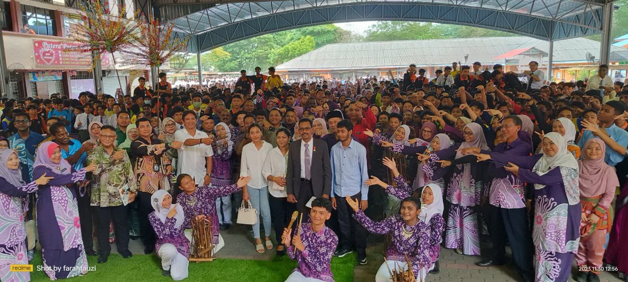 Malaysia’s First Man To Scale Mt.Everest Magendran Sees A Rousing ...