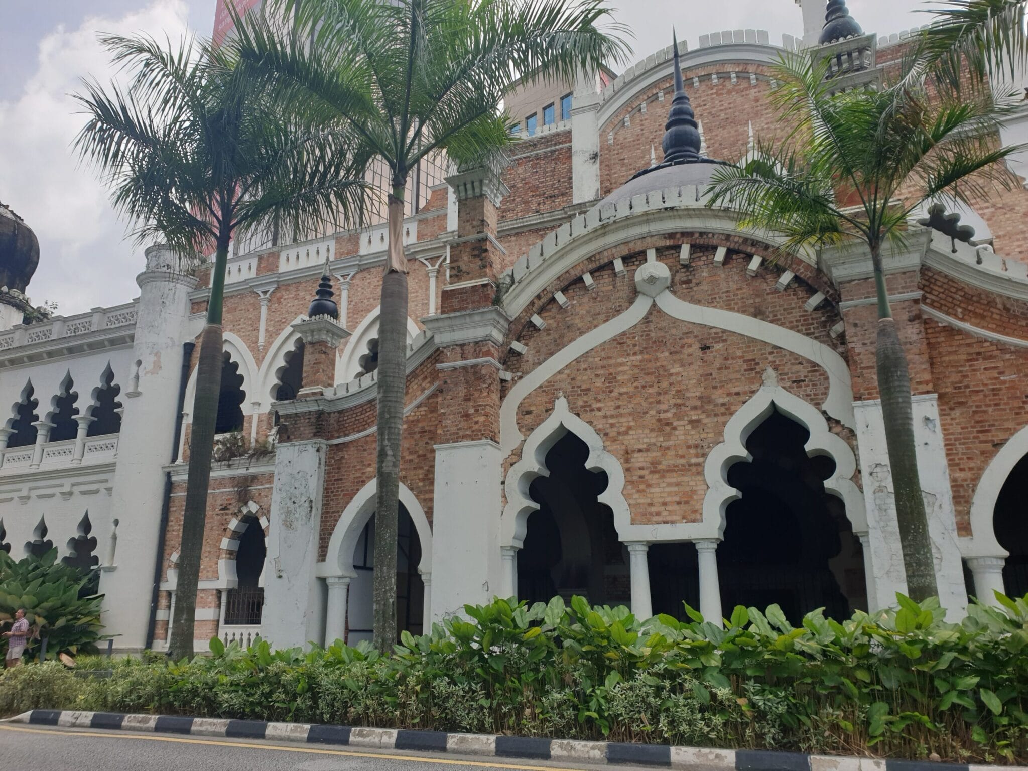 Former Sgor Bar Chairman Backs Return Of Courts To Bangunan Sultan ...